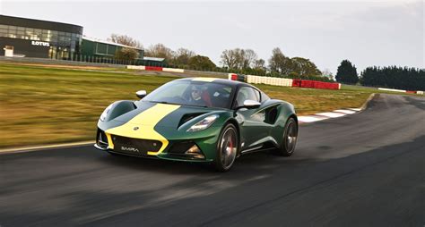 Lotus Ediție Limitată Pentru Emira Ca Omagiu Adus Lui Jim Clark