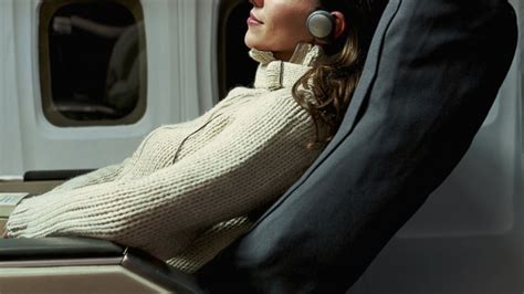 The Dos And Donts Of Reclining Your Airplane Seat Abc News