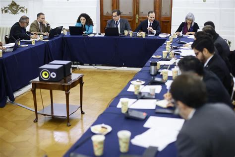 Control Preventivo Sustantivo Marca Debate De Enmiendas Relativas A