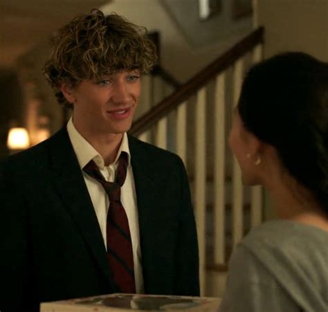 The Summer I Turned Pretty Fans Call Out Jeremiahs Key T Plot Hole