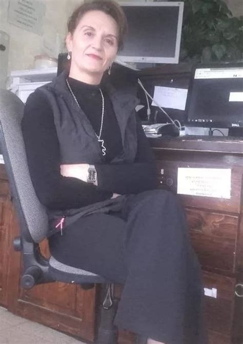 După 11 Ani De Muncă în Străinătate O Femeie S A întors în țară