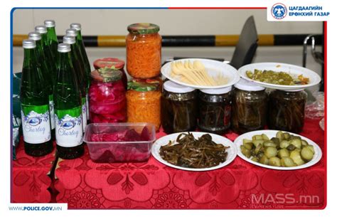 Цагдаагийн алба хаагчдын гэр бүлийн хөдөлмөрийг дэмжиж Сар шинэ арга хэмжээг зохион байгуулжээ