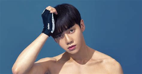 맥스큐도 접수한 트롯파이터 이대원 만찢남과 근육남의 매력으로 완판기록