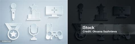 마이크 컴퓨터 모니터 메달 조이스틱이 있는 게임 콘솔 아케이드 기계 아이콘에 대한 별 및 조이스틱을 설정합니다 벡터 1에 대한 스톡 벡터 아트 및 기타 이미지 Istock