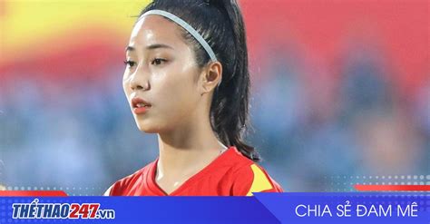 Hot Girl U20 Nữ Việt Nam Nhận Quà Trước Ngày đấu Nhật Bản