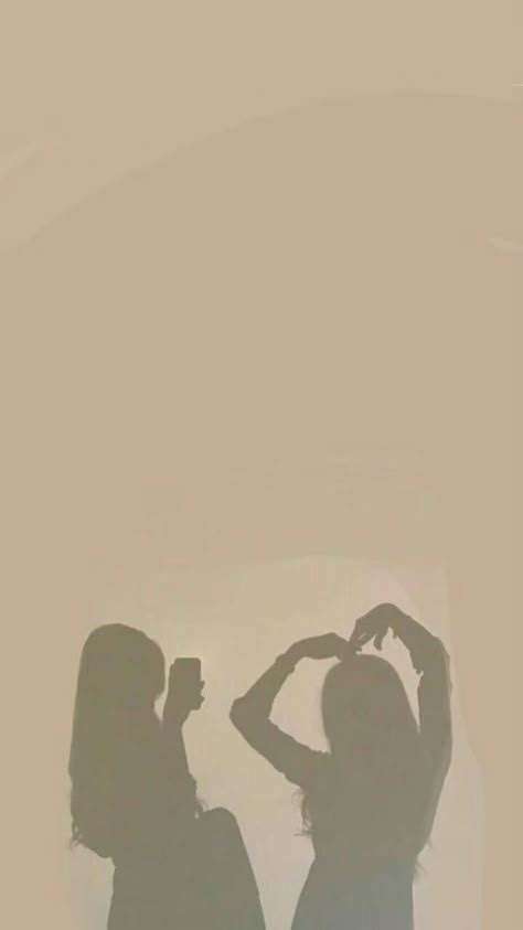 Two Besties Aesthetic Wallpaper