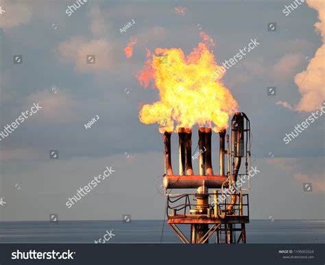 Offshore Cpp Flare Tip Photos Images And Pictures Shutterstock