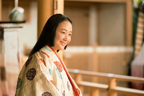 『光る君へ』の中で最も“強い”女性は黒木華？ まひろとはまた違う倫子さまの賢さ 2024年3月31日掲載 ライブドアニュース