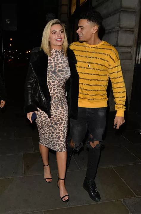 Megan Barton Hanson And Wes Nelson Pose For Kiss After Cheating
