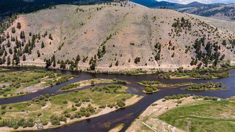 2833 Johnson Creek Rd Divide Mt 59727 Updated 125