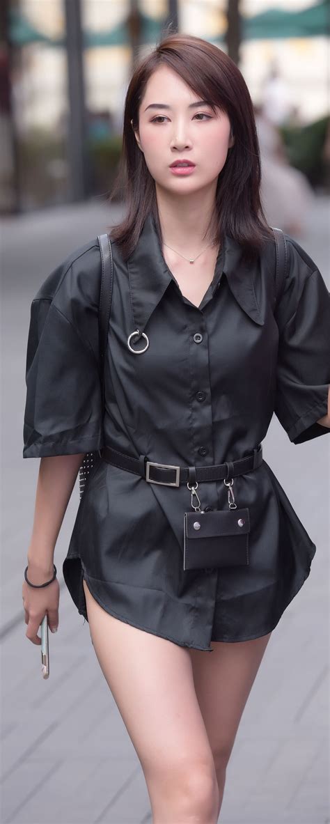 火影h漫美女阴沟女士大腿叉开图片 街拍美女 条码图