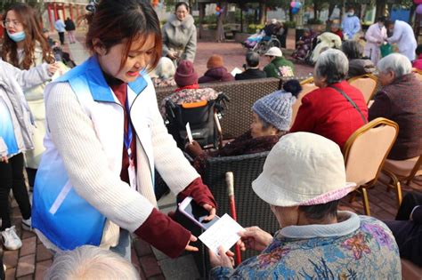 【志愿服务】文传青协开展贺寿园关爱老人活动 文化与传媒学院
