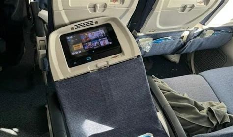 Turbulência deixa 30 pessoas gravemente feridas em voo desviado para