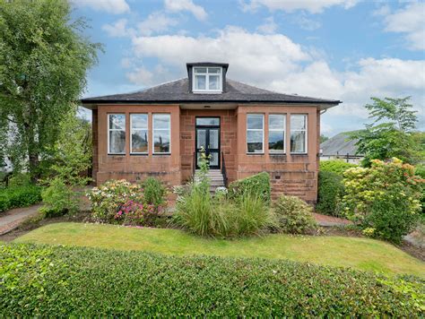 Huntly Avenue Fnock Corum Property