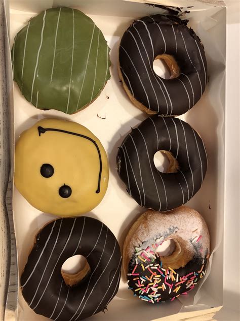 2024dunkin 唐恩都乐金源新燕莎mall店美食餐厅早上十点开门，一批批的新货【去哪儿攻略】