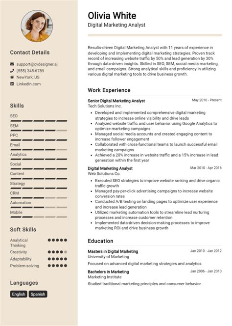 14 Marketing Data Analyst Resume Examples For 2025 Tips To Stand Out