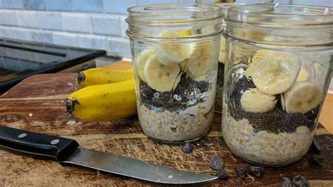 چیپس شکلات موز جو دو سر Banana Chocolate Chip Overnight Oats تمرینو