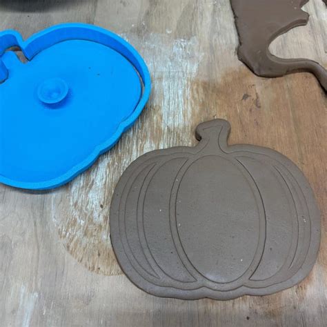 Lilly Tiger Lily Stencil Reusable Durable Washable Craft Stencil Use For Signs Walls