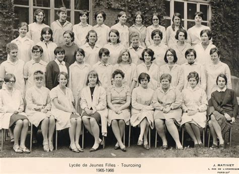 Photo De Classe Philo 2 De 1966 Lycee Classique Et Moderne Des Jeunes