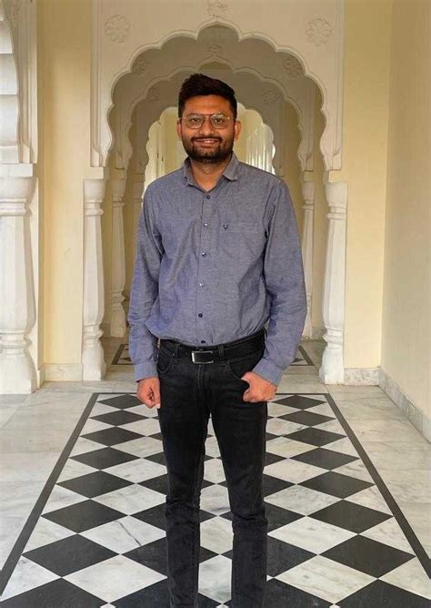 Himanshu Chaturvedi Linkedin‘de Startup Entrepreneurs Work Team