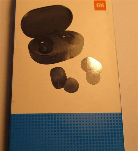 Common Emitter Mi True Wireless Earbuds Basic 2