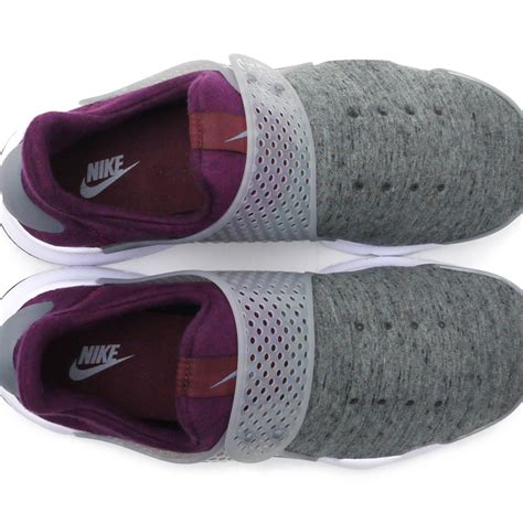 Nike摇粒绒ke摇粒绒外套ke摇粒绒正品细节图大山谷图库