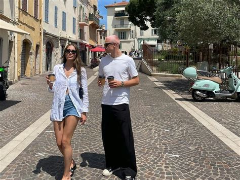 Sex Deal Mit Ex Bvb Star Bikini Model Kommt Ins Plaudern Express