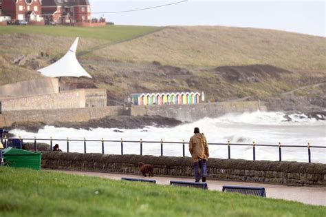 Uk Weather Maps Show Where Strongest Winds Will Hit Wales Today With