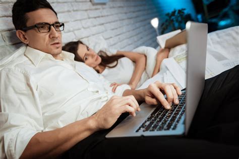 Social Media Over Sex The Sacrifices Were Willing To Make To Stay Online