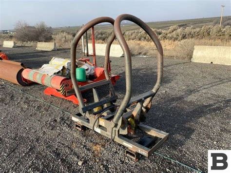 Worksaver Bale Squeeze Booker Auction Company