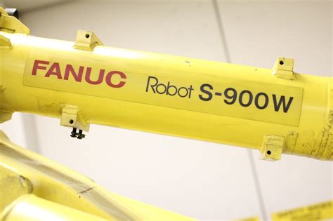 Used Fanuc 6 Axis Robot S 900w Ebay