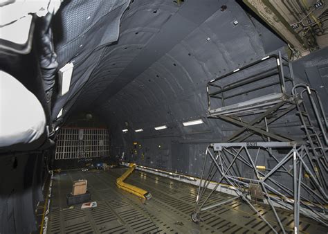 C 5 Galaxy Interior