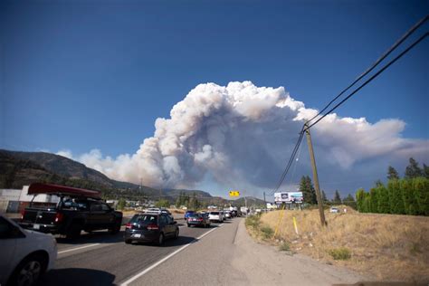 City Empties As Thousands Flee Wildfire Closing In On Capital Of Canada
