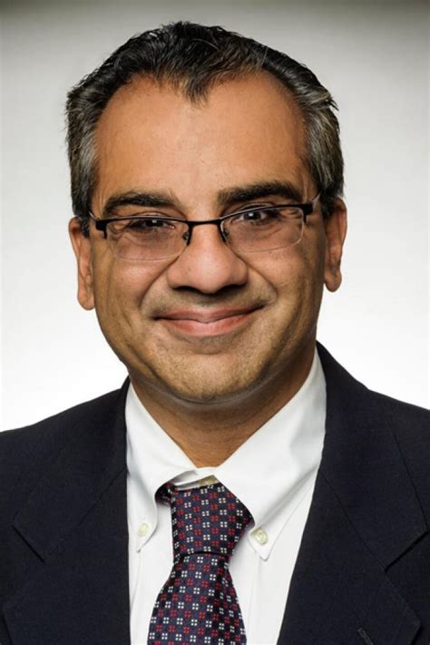 Sunil Wadhwa Dds College Of Dental Medicine