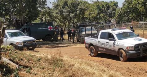 El tenso momento de la balacera frente a secundaria de Michoacán que dejó dos muertos Infobae