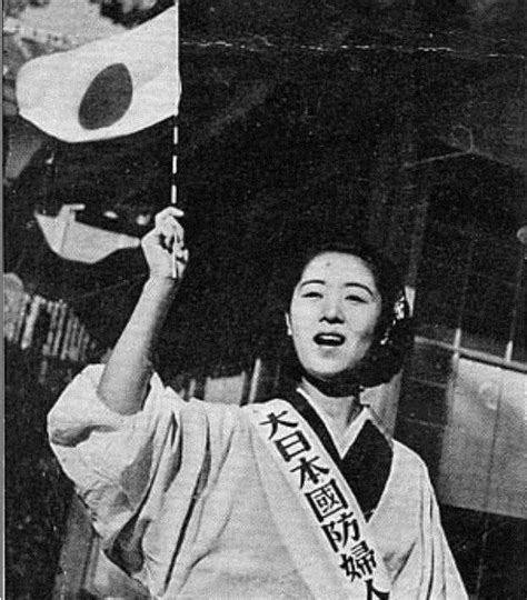日本女人也讲武士道此日本女人在日本战败后逼迫元帅丈夫自杀