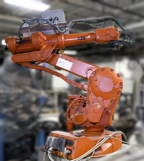 Abb Irb 2400 Industrial Robot 6 Axis 10 16 Kg Payload 15 Meter