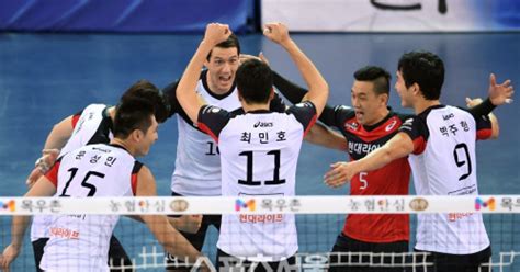 Ss포토 서브 에이스에 기뻐하는 톤현대캐피탈 삼성화재
