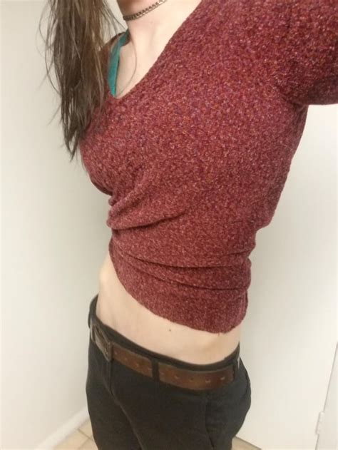 Tummy Reveal Rtighttummytease