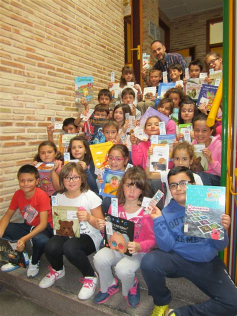 CON LÁPIZ Y TECLAS Celebramos el Día de la Biblioteca