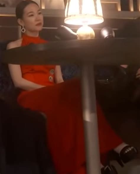 Yeri Hans Feet