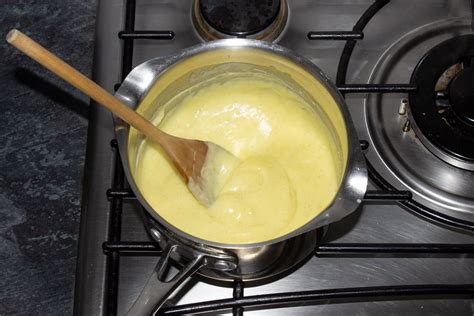 How To Make Custard Easy Picture Recipe Kitchen Mason