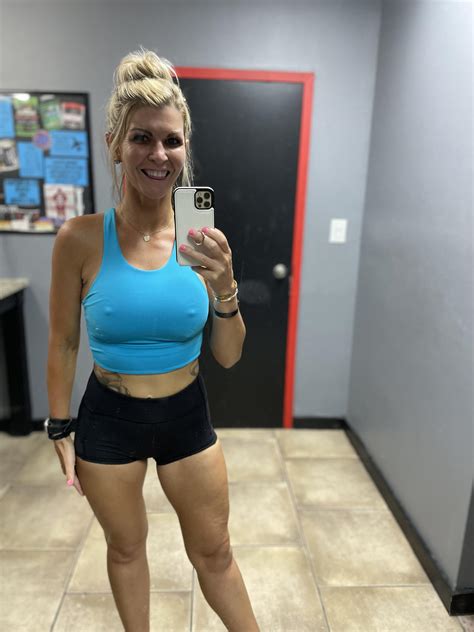 Leg Day Pump Does This Make You Want To Pump Rmilfie