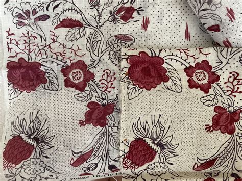 Sample Red Raspberry 18th Century Reproduction Linen Fabric Tissus