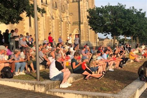 Vidéo A Sablé sur Sarthe le public au rendez vous de la Fête de la