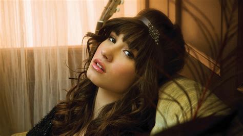 Demi Lovato Sexy Wallpaper