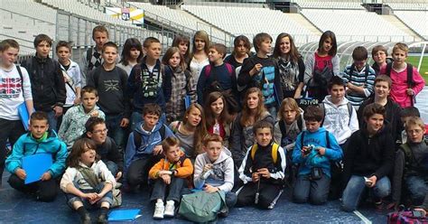 Salins les Bains Le collège Saint Anatoile en voyage à Paris