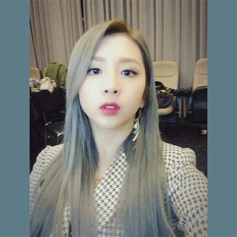 Jiwoo Kard Kpop Girls Pretty People Celebs