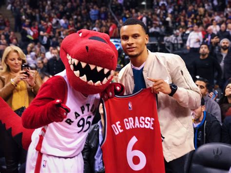 Andre De Grasse Honoured At Toronto Raptors Game Gets Standing Ovation