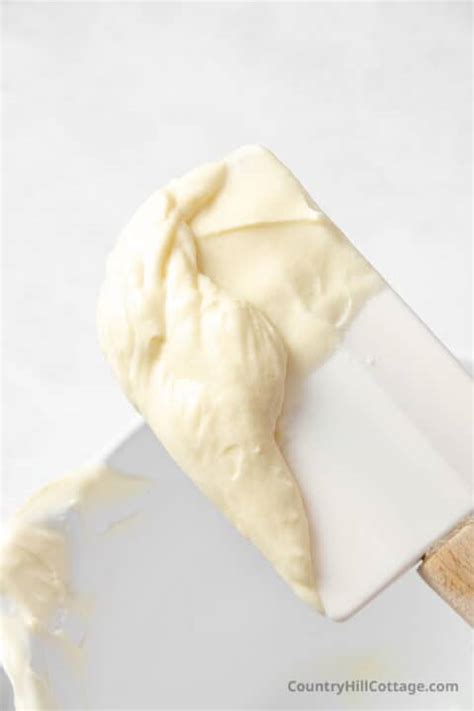 Sweetened Condensed Milk Glaze